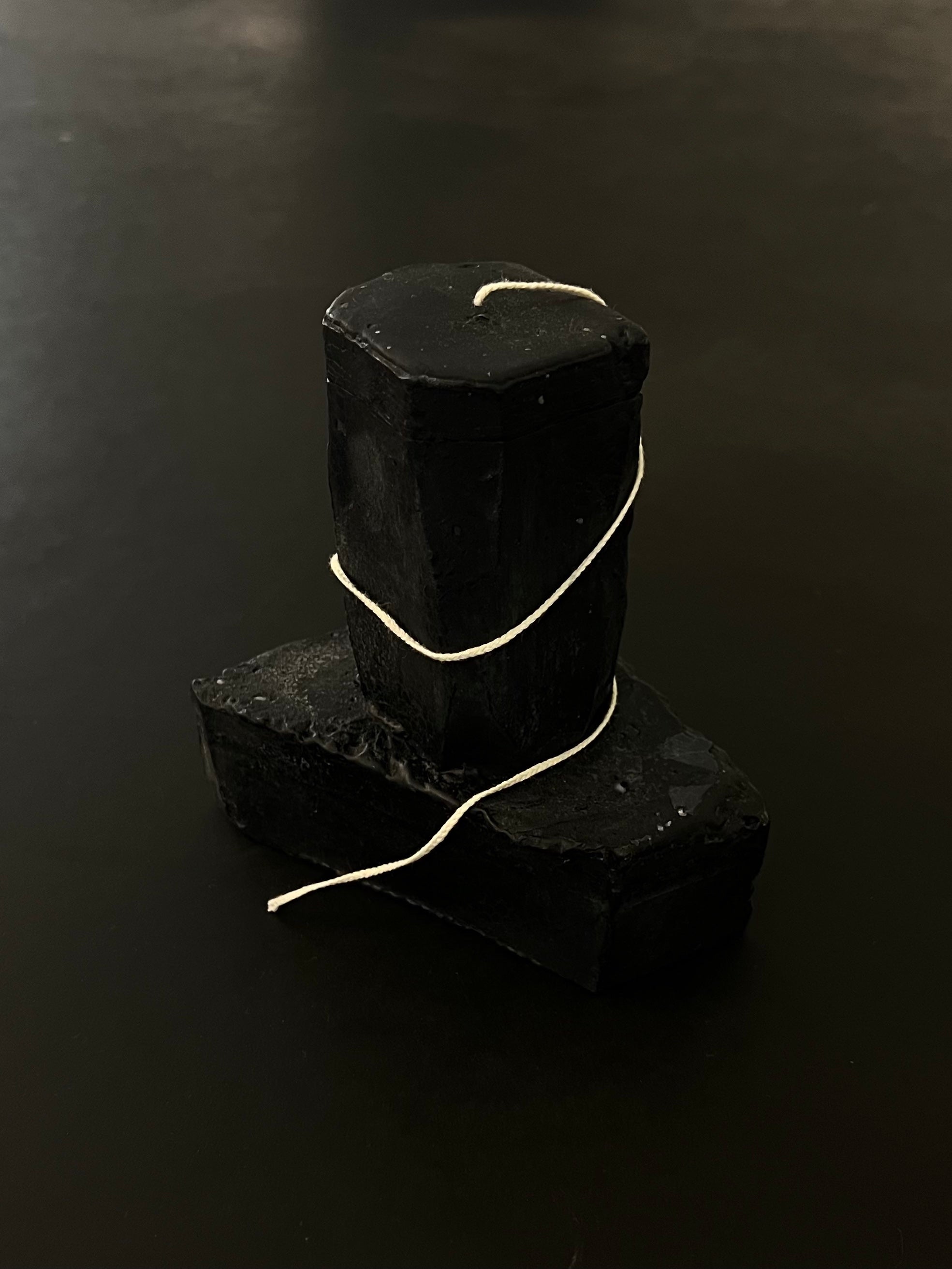 Block candle black by Malte van der Meyden – BEYOND STUDIOS