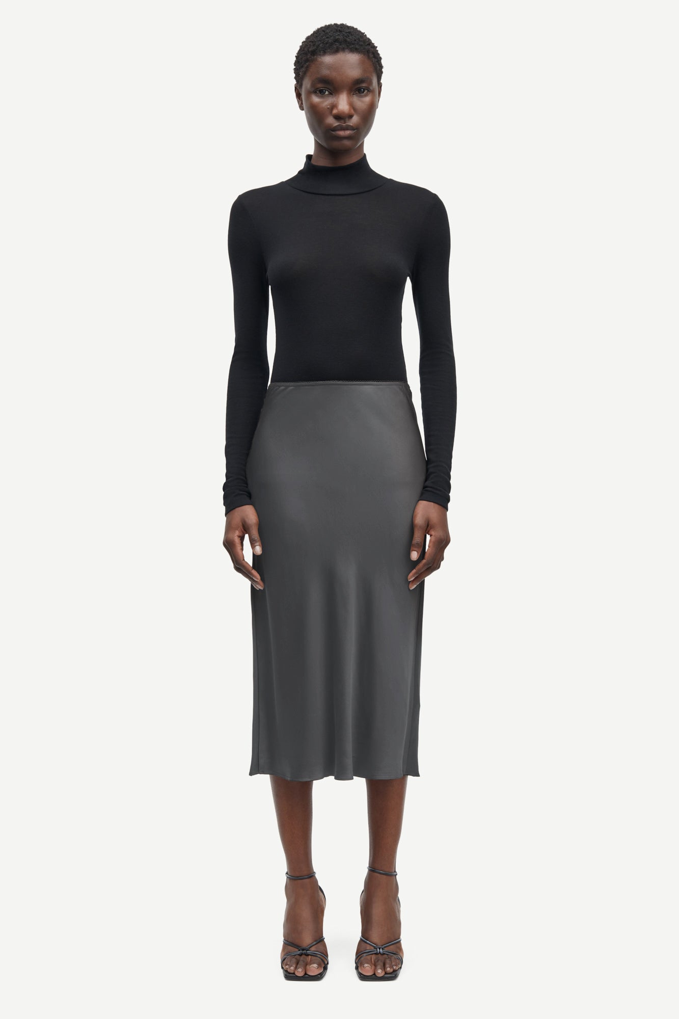 Silky maxi skirt in iron gate – BEYOND STUDIOS