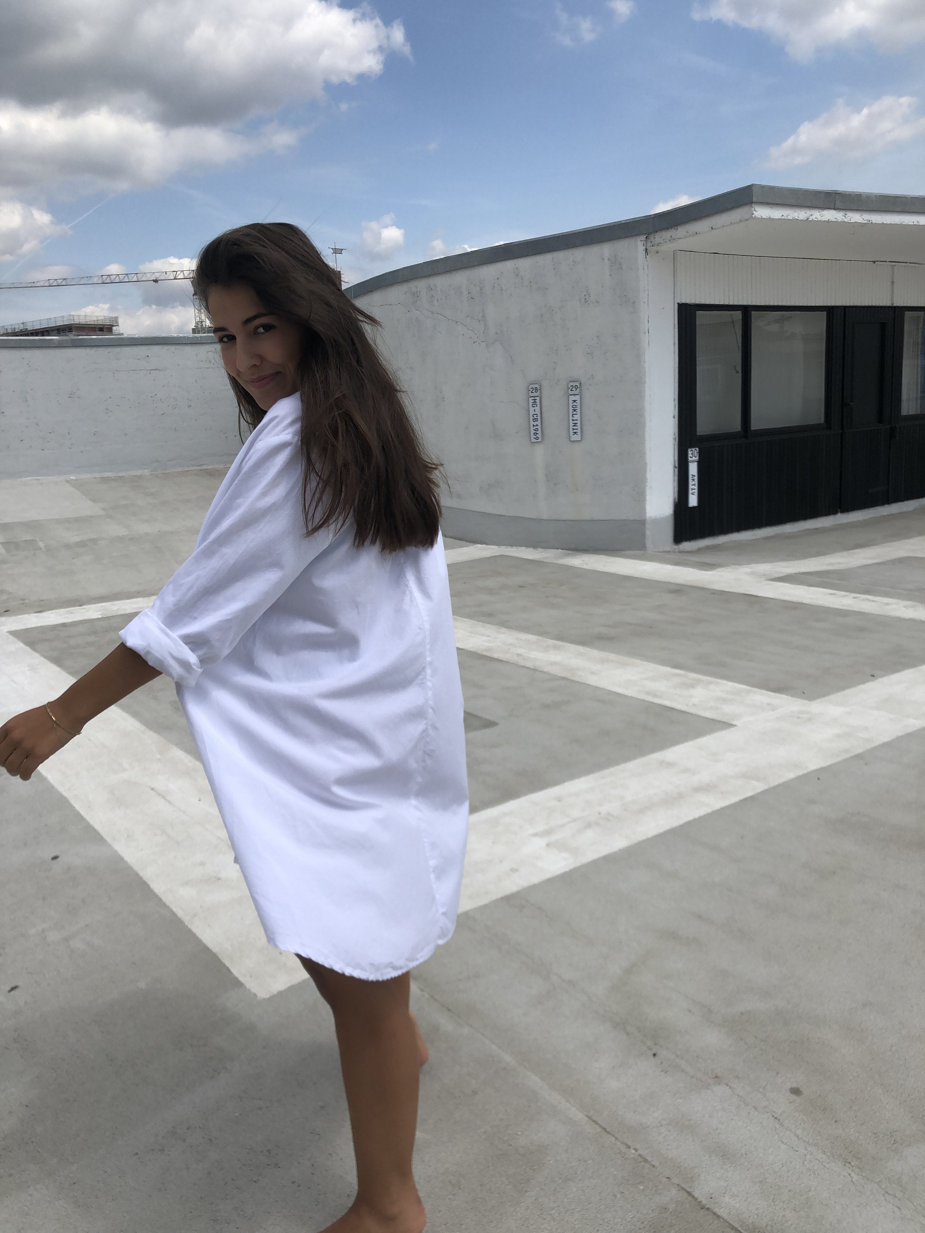 WHITE HEAVY COTTON SHIRT DRESS – BEYOND STUDIOS